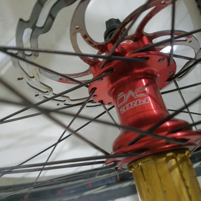 (Reserved) Pro Evo2 Hope Hub With Atomic Lab Rims, Sports Equipment ...