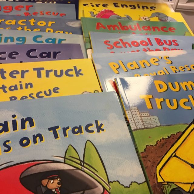 Busy Wheels in a Bag Collection - 12 Books, 興趣及遊戲, 書本 & 文具, 小朋友書 ...