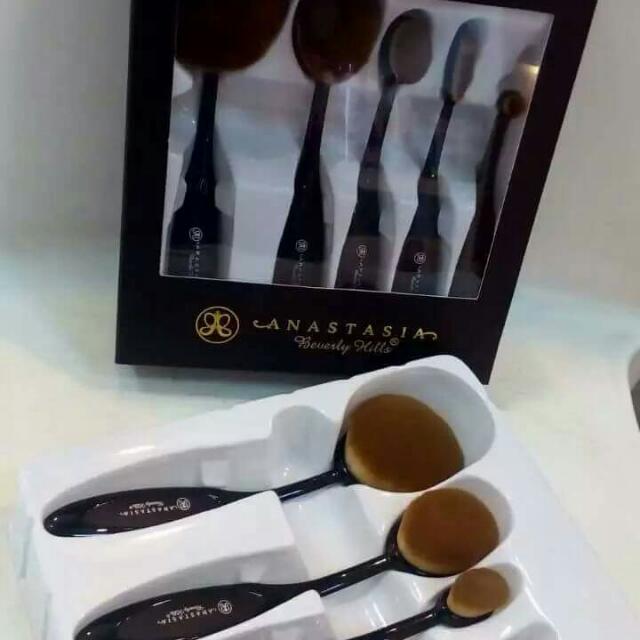 Antasia BRUSH SET, Women's Fashion, Watches & Accessories, Other ...