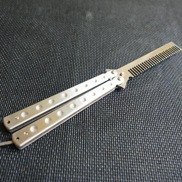 Balisong Comb (Training), Men's Fashion, Watches & Accessories, Socks ...