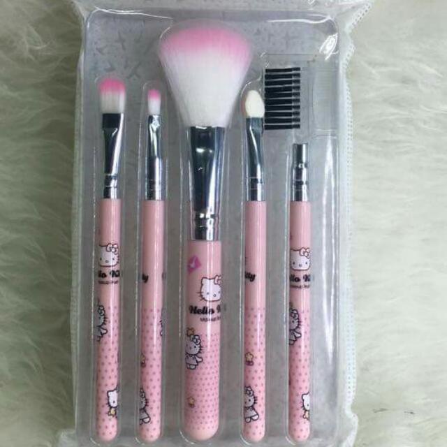 Hello Kitty Makeup Kit, Beauty & Personal Care, Face, Makeup on Carousell