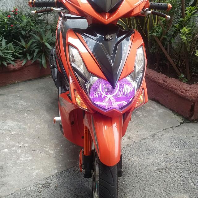 Yamaha mio mxi orange color 2013 Model Odo 4000 klm only!, Motorbikes on Carousell