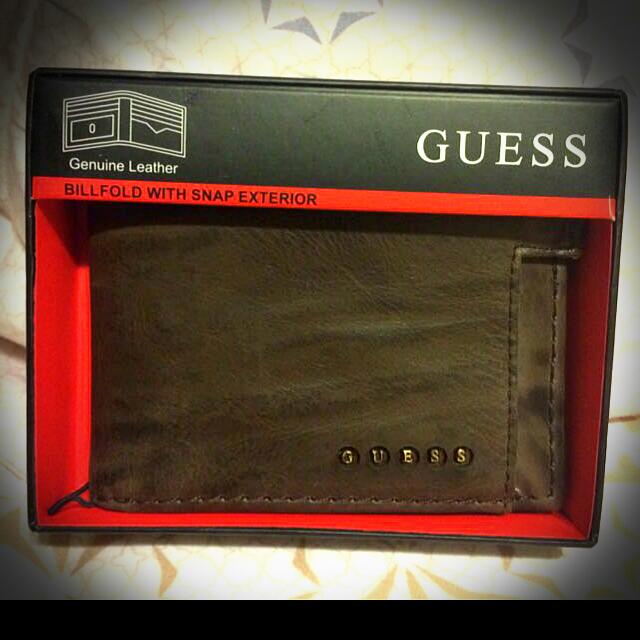 [NEW] GUESS Wallet, Men's Fashion, Watches & Accessories, Wallets ...
