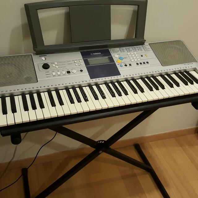 Yamaha Keyboard, Hobbies & Toys, Music & Media, Musical Instruments on ...