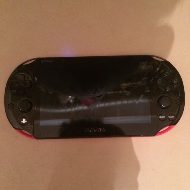 PSV-2006機[跟1Game1Card], 電子遊戲, 電子遊戲機, PlayStation - Carousell