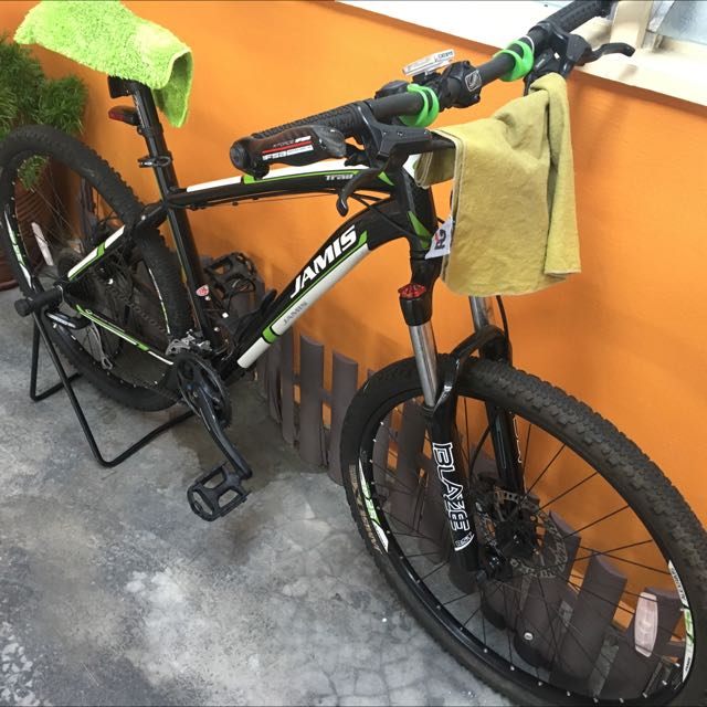 Jamis Mtb, Sports Equipment, Bicycles & Parts, Bicycles on Carousell