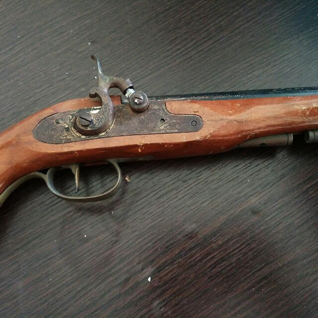 COLLECTORS MUSKET. Spanish Musket pistol. 45 cal, sealed barrel ...