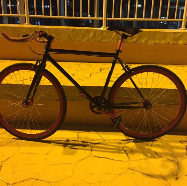 Harris Fixie, Sports Equipment, Bicycles & Parts, Bicycles on Carousell