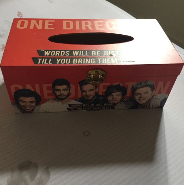 Wood Tissue Box ( ONE DIRECTION ), Furniture & Home Living, Furniture ...