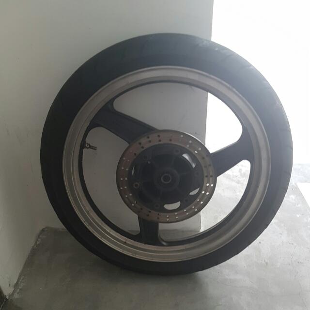 Kr 150 standard rim, Motorcycles on Carousell