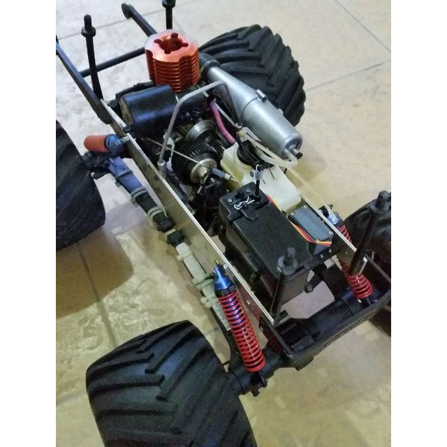 RC Kyosho 1/8 GP Mad Force Monster Truck, Hobbies & Toys, Toys & Games ...