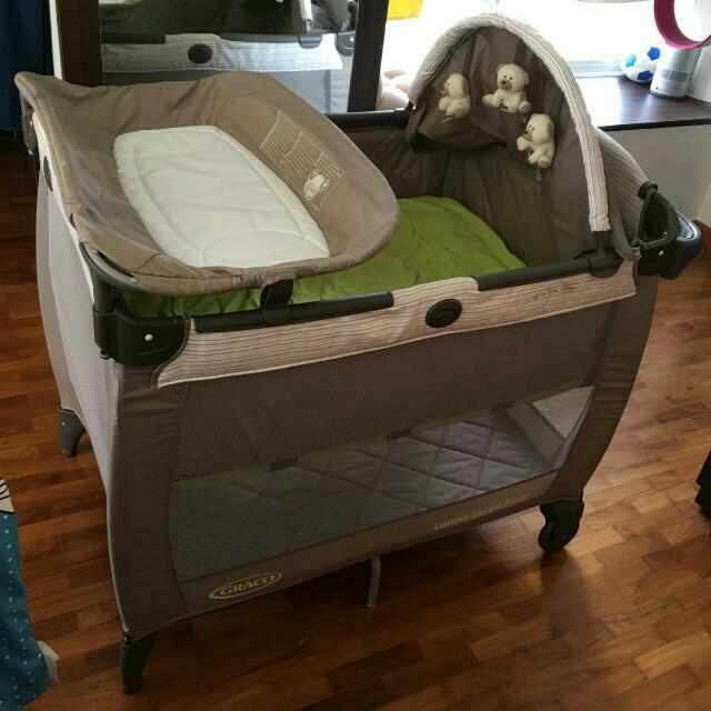 Graco Contour Electra Deluxe Playpen, Babies & Kids, Babies & Kids ...