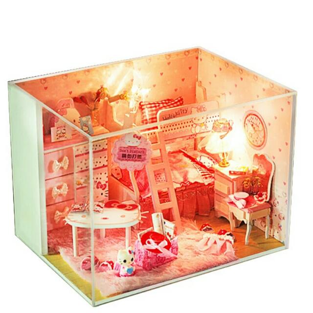 Hello Kitty DIY kit, Hobbies & Toys, Stationery & Craft, Craft Supplies ...