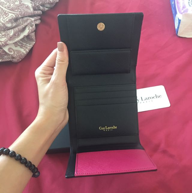 BN Guy Laroche Trifold Wallet, Women's Fashion, Bags & Wallets, Wallets ...