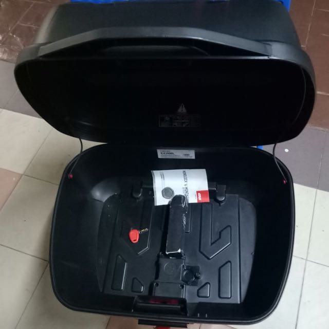 Givi Box 43l, Car Accessories on Carousell