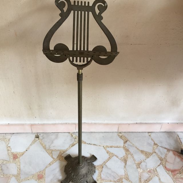 Stand For Musical Notes, Hobbies & Toys, Memorabilia & Collectibles ...