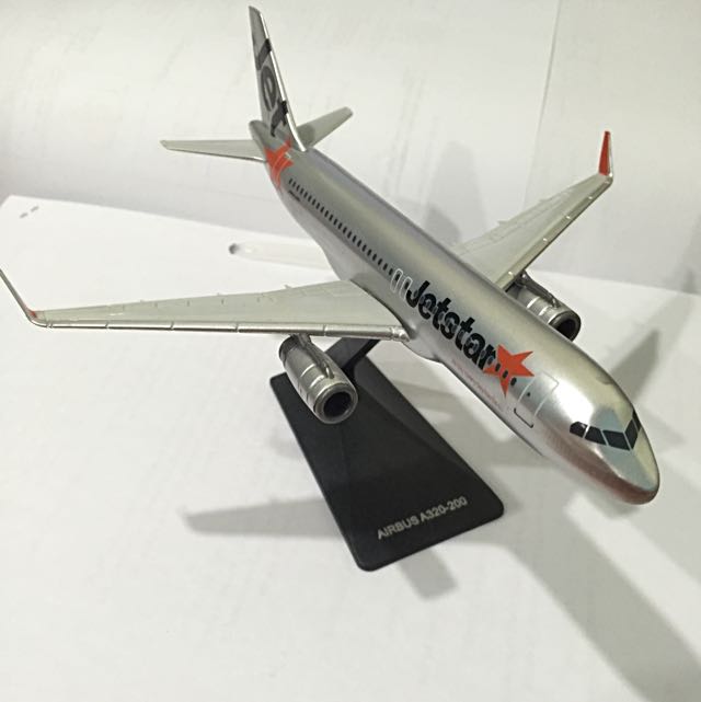 [Brand New] Jetstar Collectible Scale Model 1:200 A320, Hobbies & Toys ...
