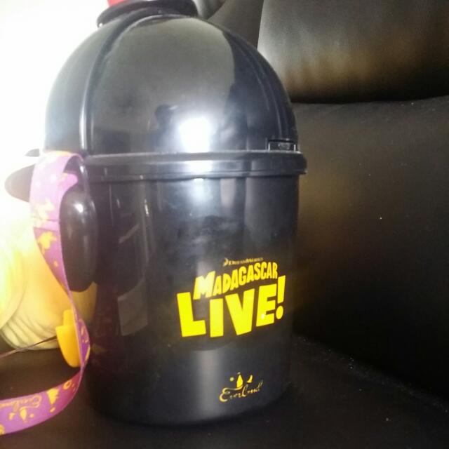 Tokyo Disney Penguin Of Madagascar Popcorn Container #Dirty30, Hobbies ...