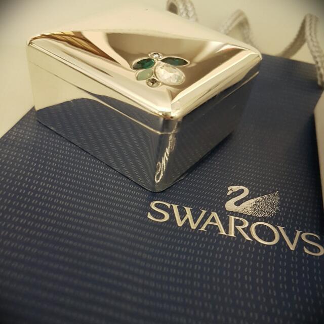 SWAROVSKI JEWELRY BOX, Women's Fashion, Jewelry & Organisers, Accessory ...