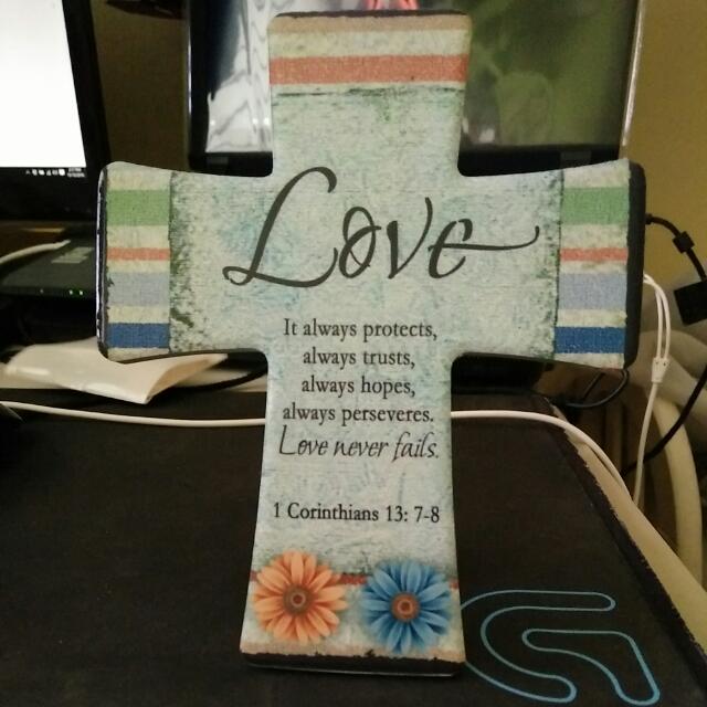 Christian Cross Display, Hobbies & Toys, Memorabilia & Collectibles ...