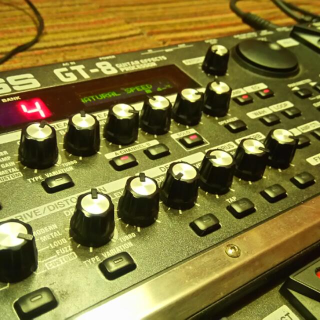 BOSS GT-8 Multi-Effects Processor, Hobbies & Toys, Music & Media ...