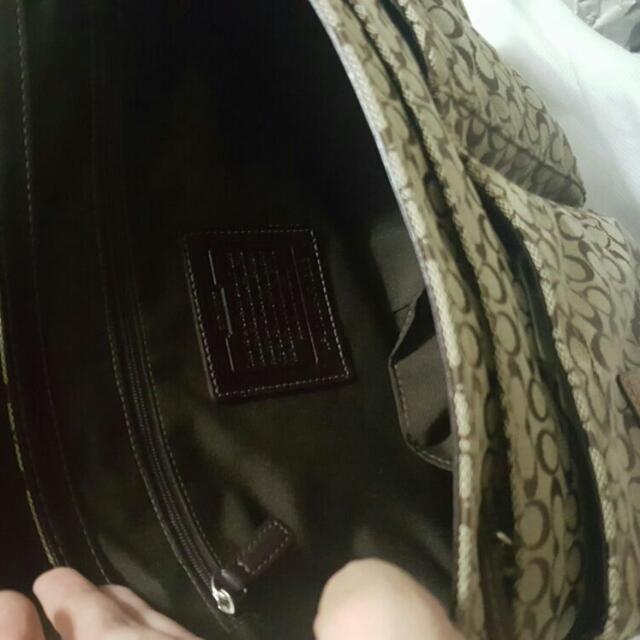 Coach F70283 Messenger Bag, Women's Fashion, Bags & Wallets, Tote Bags ...