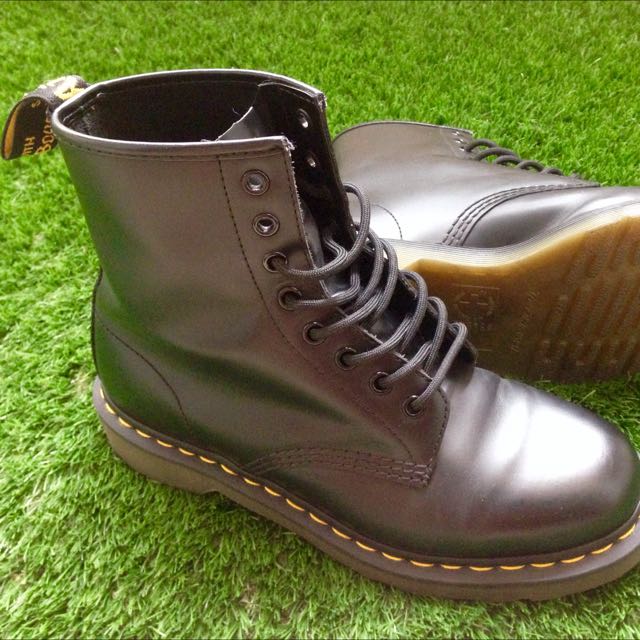 Dr Martens / Doc Mart, Men's Fashion, Footwear, Boots on Carousell
