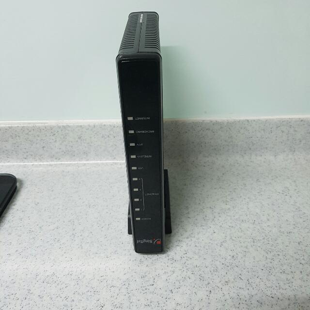 FREE.. Singtel Aztech Router, Computers & Tech, Parts & Accessories ...