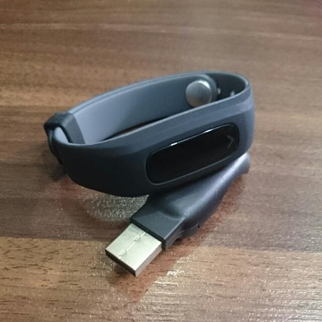 Actxa Swift Activity Tracker, Mobile Phones & Gadgets, Wearables & Smart Watches on Carousell