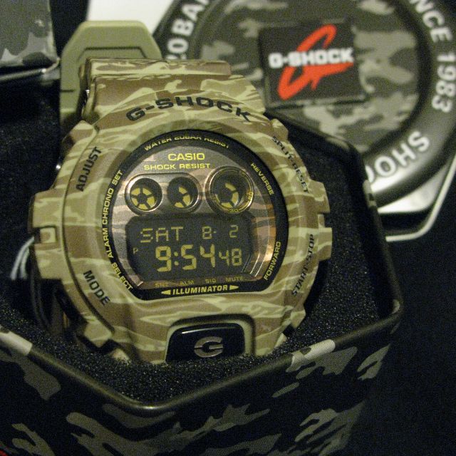 全新 Casio G-shock GD-X6900CM-5 X6900GD 6900GD GDX6900, 名牌, 手錶 - Carousell