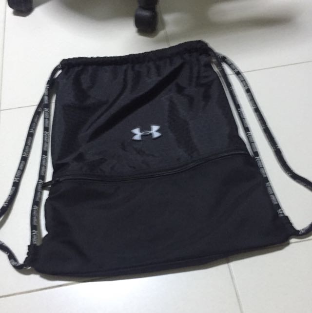 Under Armour Large Drawstring Bag, Men's Fashion, Activewear on Carousell