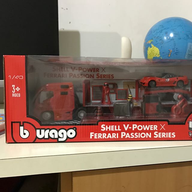 New! Ferrari Passion Series Burago (Shell V Power), Hobbies & Toys ...