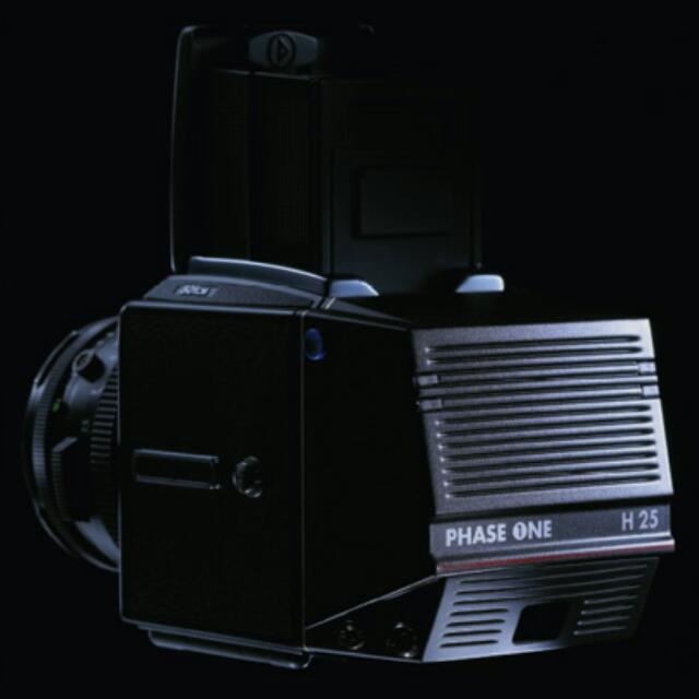 Hasselblad V mount, Phase One H25, Photography, Cameras on Carousell