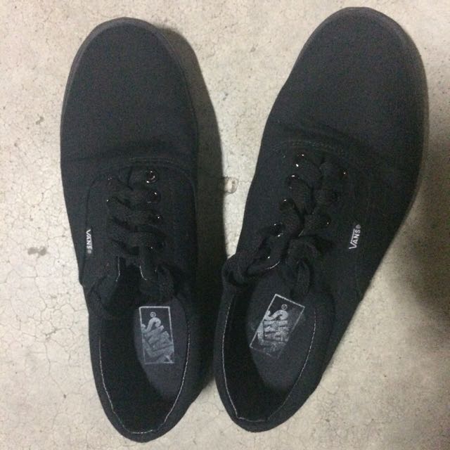 All black Vans shoe, Men's Fashion, Footwear, Sneakers on Carousell