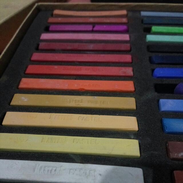 Masters Pastel By Marie's, Desain & Kerajinan Tangan, Alat & Bahan ...