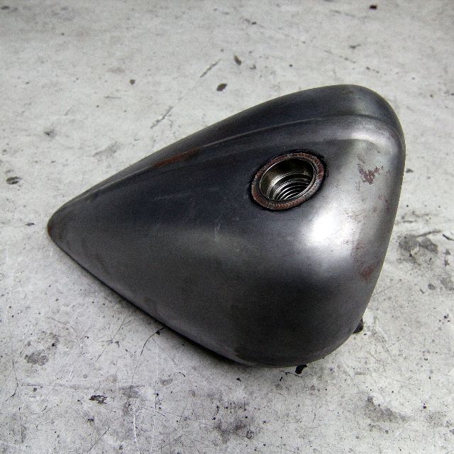Cole Foster Ribbed Gas Tank, Motorcycles on Carousell