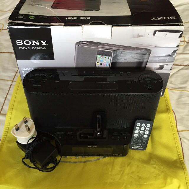 SONY Personal Audio Docking System For iPhone & iPad DAB/DAB+ FM Radio ...