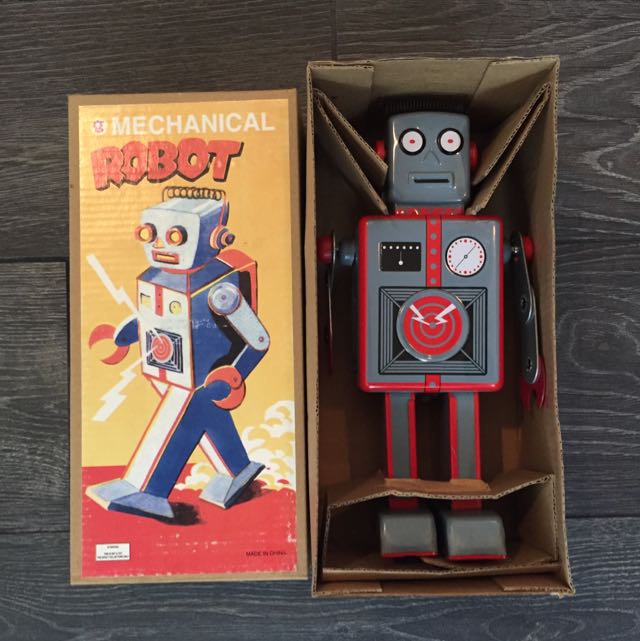 Vintage Wind Up Tin Toy Mechanical Robot, Hobbies & Toys, Toys & Games ...