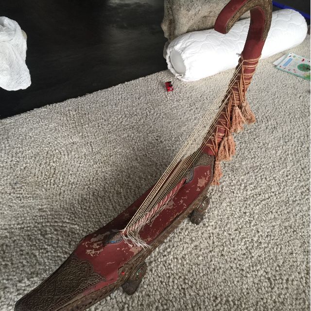 Antique Decorative Crocodile Harp, Hobbies & Toys, Memorabilia ...