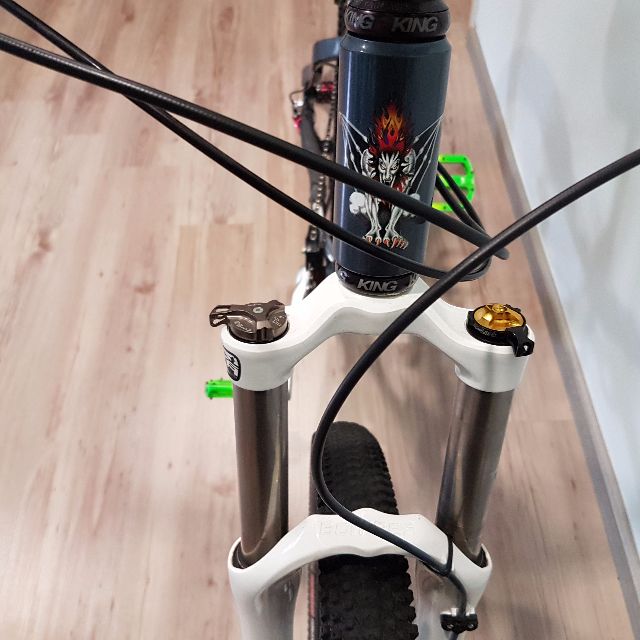 Banshee Scirocco Hardtail Mountain Bike (Highend Specs), Sports ...