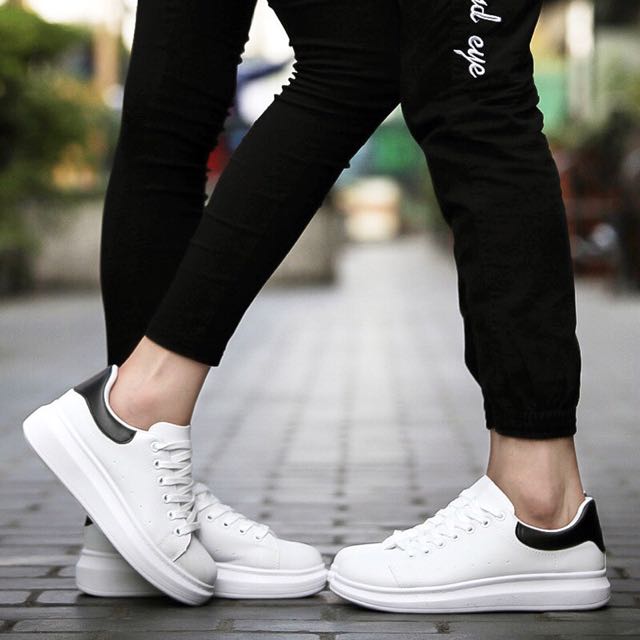 (PENDING) Basic White Sneakers Shoes, Women's Fashion, Footwear ...