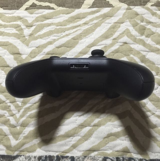 (Reserved)Original Xbox One Controller, Video Gaming, Gaming ...