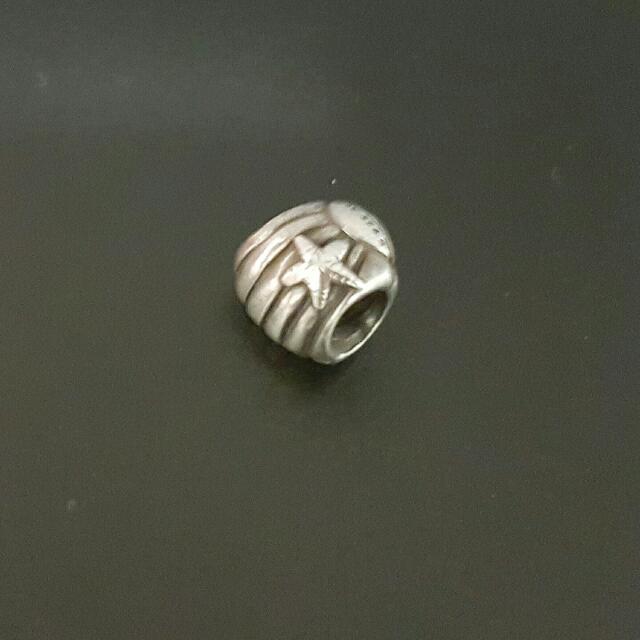 Pandora Seashell With Starfish Charm (Retired), Luxury, Accessories on ...