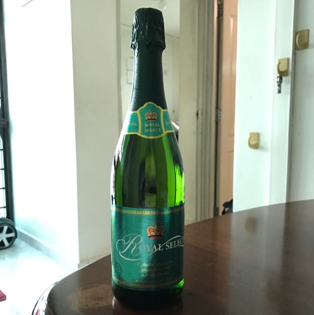 Sparkling grape juice - Royal Select, Food & Drinks, Alcoholic ...