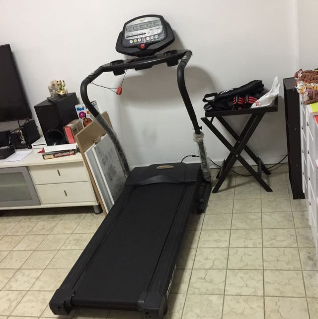 Track Mill, Sports Equipment, Exercise & Fitness, Cardio & Fitness ...