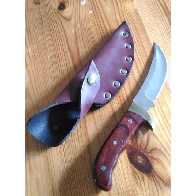 Hunting Knife Buck Kalinga, Sports Equipment, Hiking & Camping on Carousell