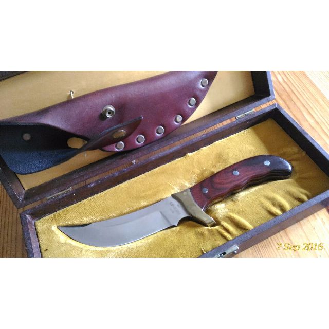 Hunting Knife Buck Kalinga, Sports Equipment, Hiking & Camping on Carousell
