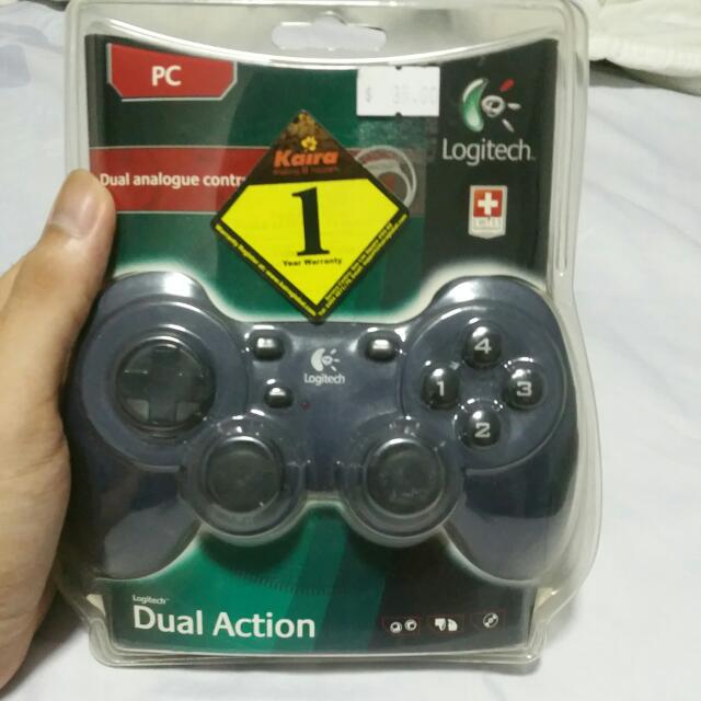 Logitech Dual Analogue Controller (Dual Action) (Used Once Only), Video ...