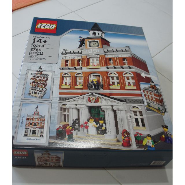 Lego Town Hall 10224, Hobbies & Toys, Toys & Games on Carousell