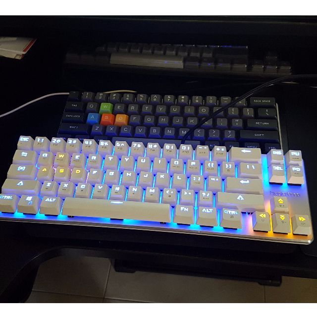 Magicforce 68 Mechanical Keyboard, Computers & Tech, Parts ...